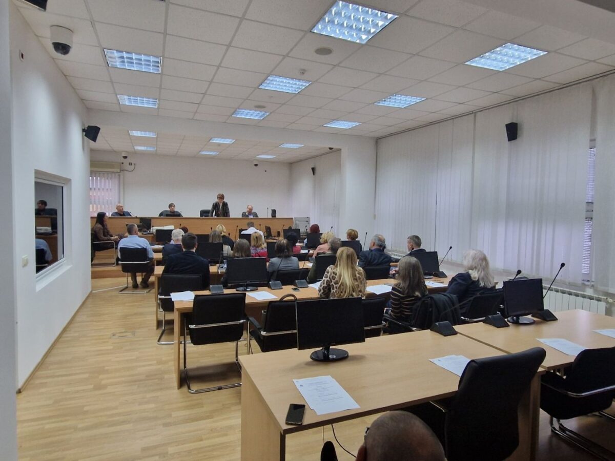 Aktuelna pitanja iz prakse na području Okružnog suda u Doboju i ...